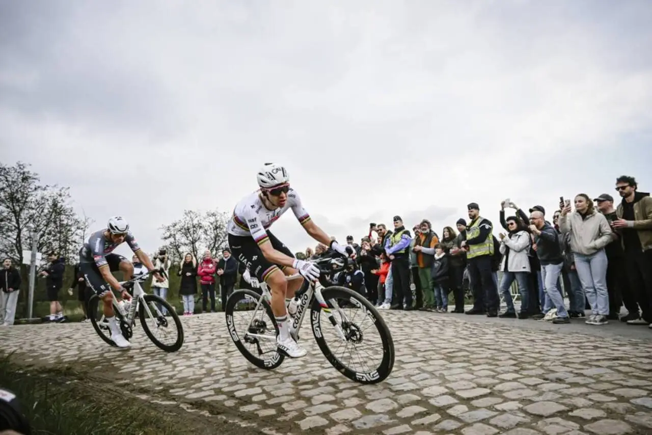 Parigi-Roubaix 2026: percorso, favoriti, outsider e dove vederla in tv